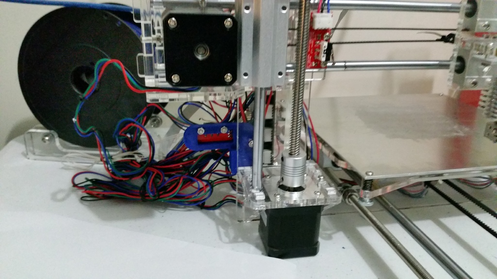Z-Axis Endstop Mount For Sunhokey Prusa i3 2015 by Maxstupo | Download ...