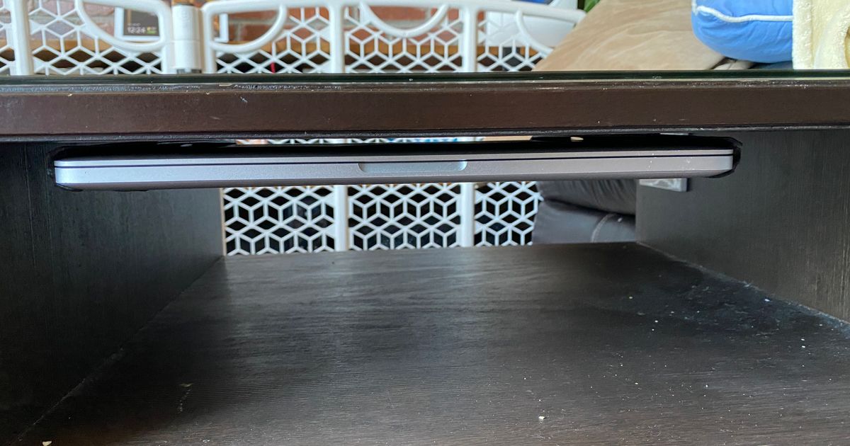 Macbook Pro Wall Mount Rails (2013-2018 models) Low Profile by ...