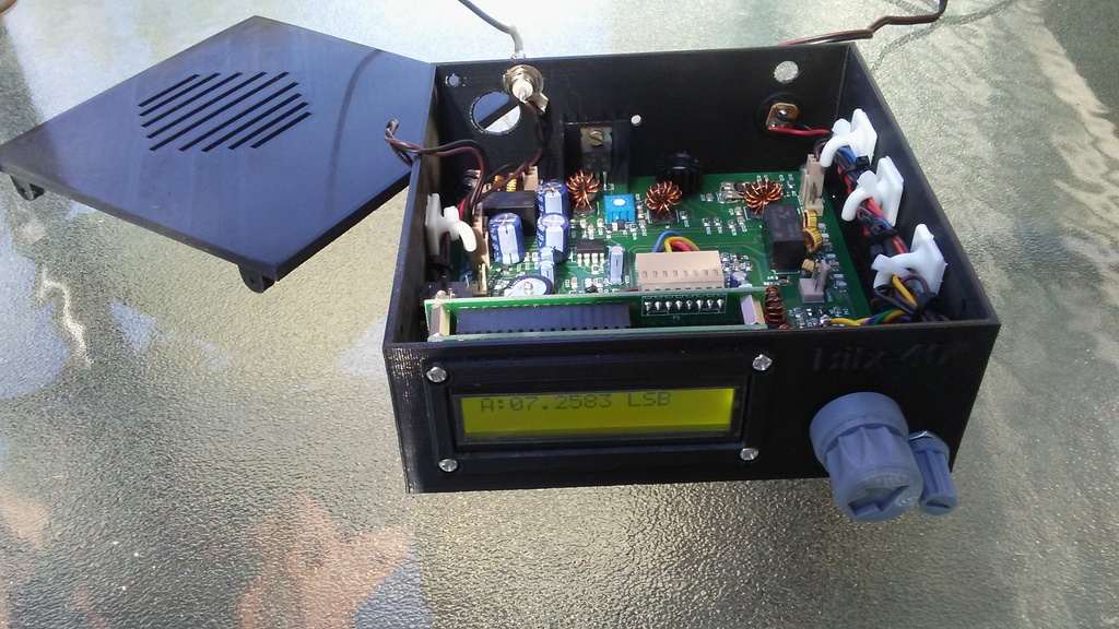 Bitx40 enclosure REMIX by WB9BBC by Bill | Download free STL model ...
