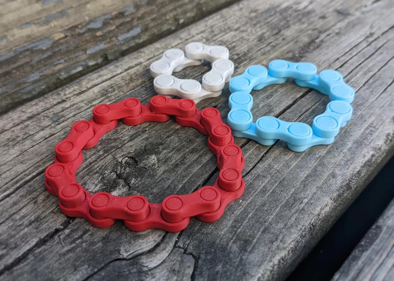 Chain Link Fidget (Print-In-Place) by JamesThePrinter | Download free ...