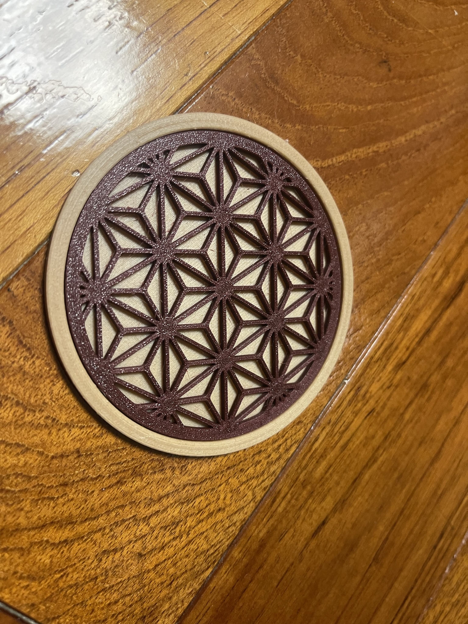 coaster with traditional design in wood filament by Hana | Download ...
