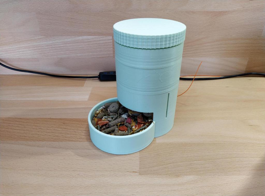 Automatic food dispenser for rodent by johnyHV | Download free STL ...