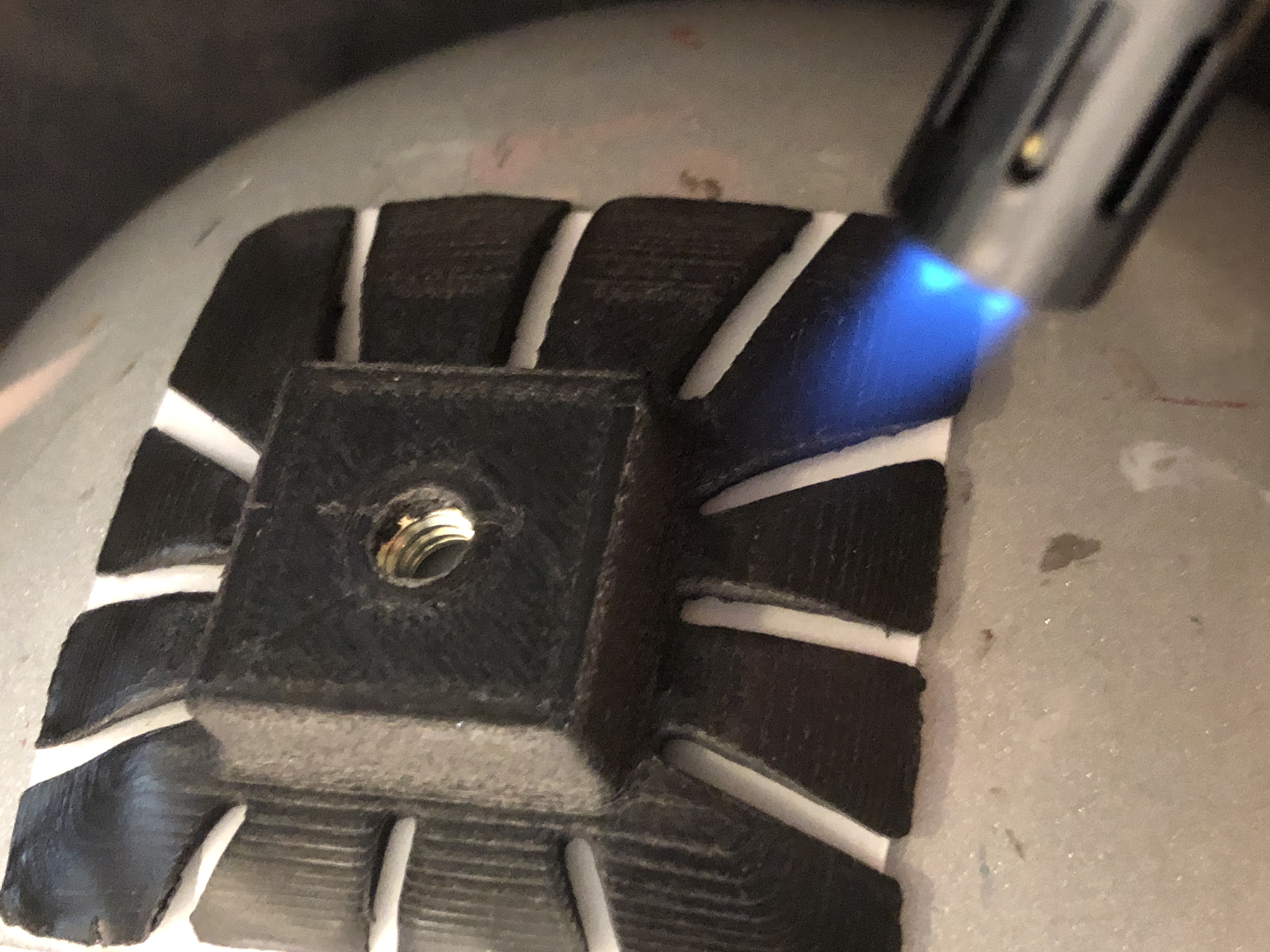 Flexible Camera screw hole Mount (Small &Big) by Mott | Download free ...