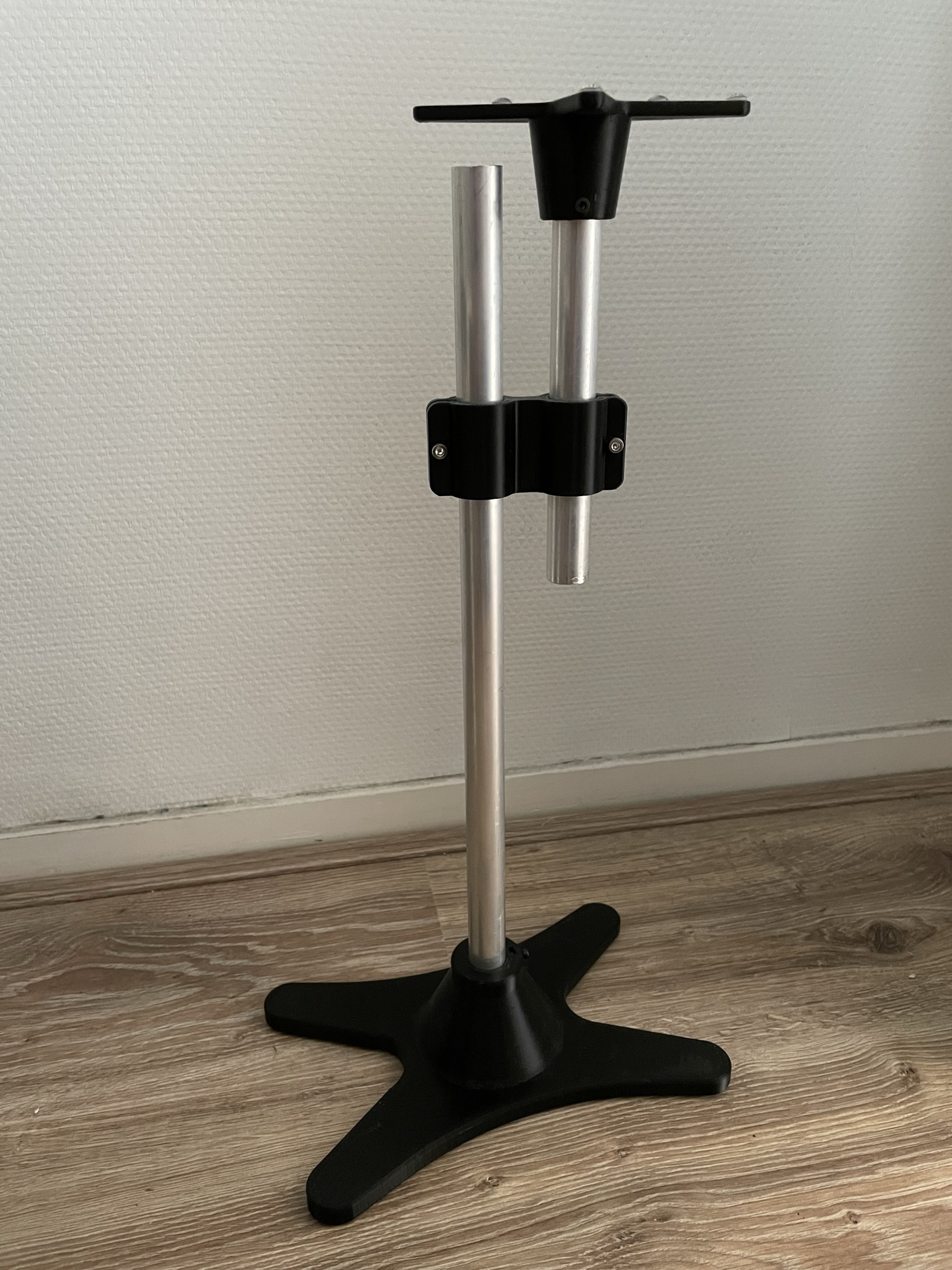 Multi use stand by Peli Creative Prints | Download free STL model ...