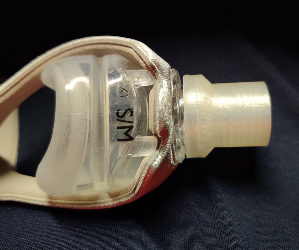 NON-FUNCTIONAL, HERE FOR SHOWCASE PURPOSES ONLY. Hose Adapter for ...