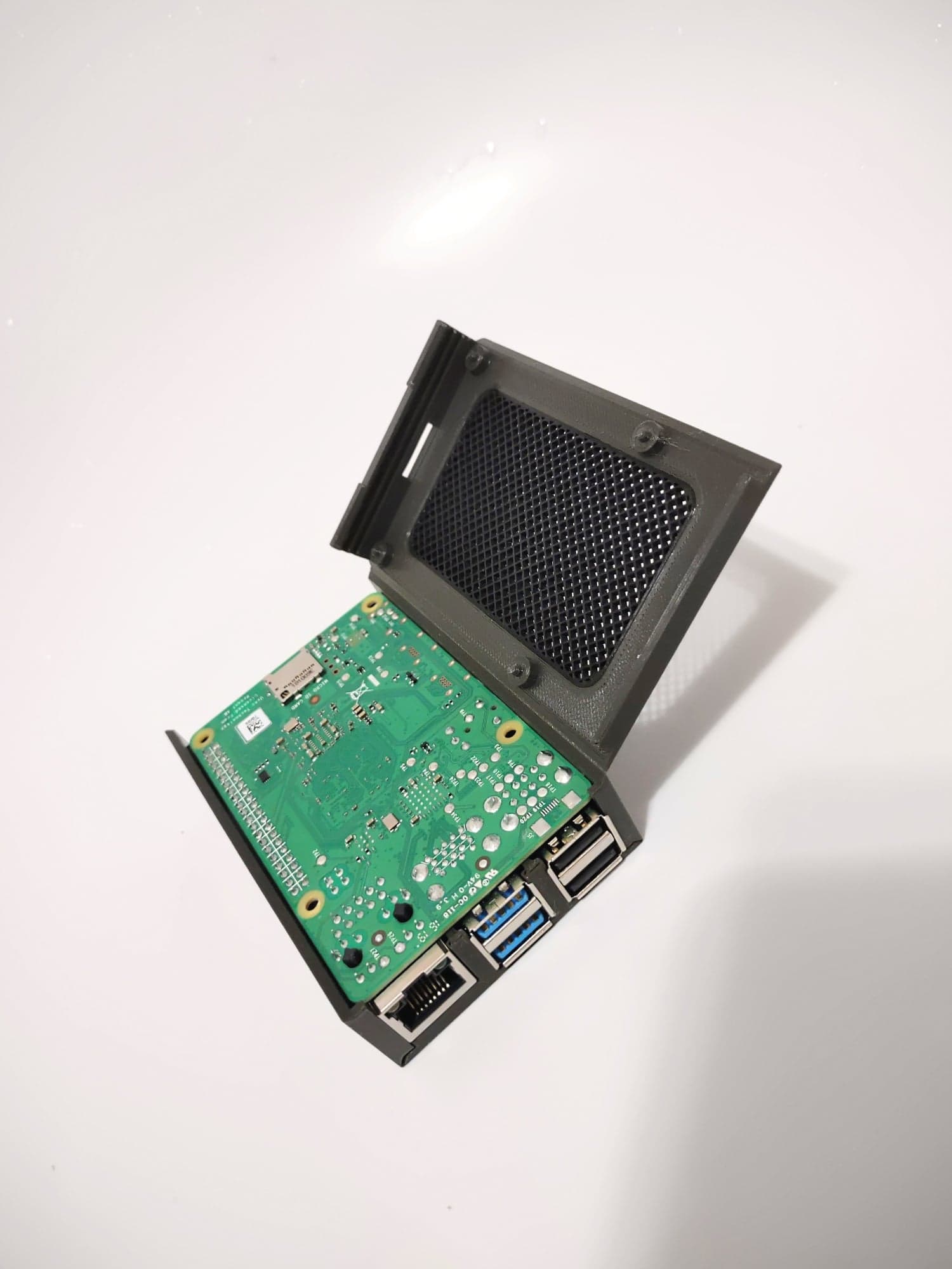 Affoldable RPi4 Case por thelaguna | Descargar modelo STL gratuito ...