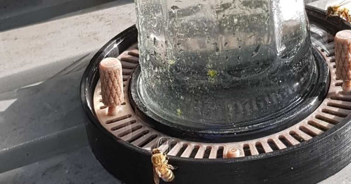 Insektentränke V2 Insect drinker with reservoir by rolf_prusa_printer ...