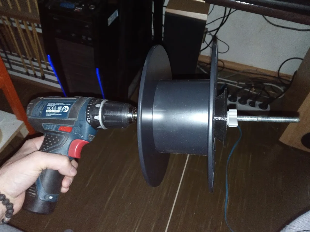 Spool rewinder by Drakepaul | Download free STL model | Printables.com