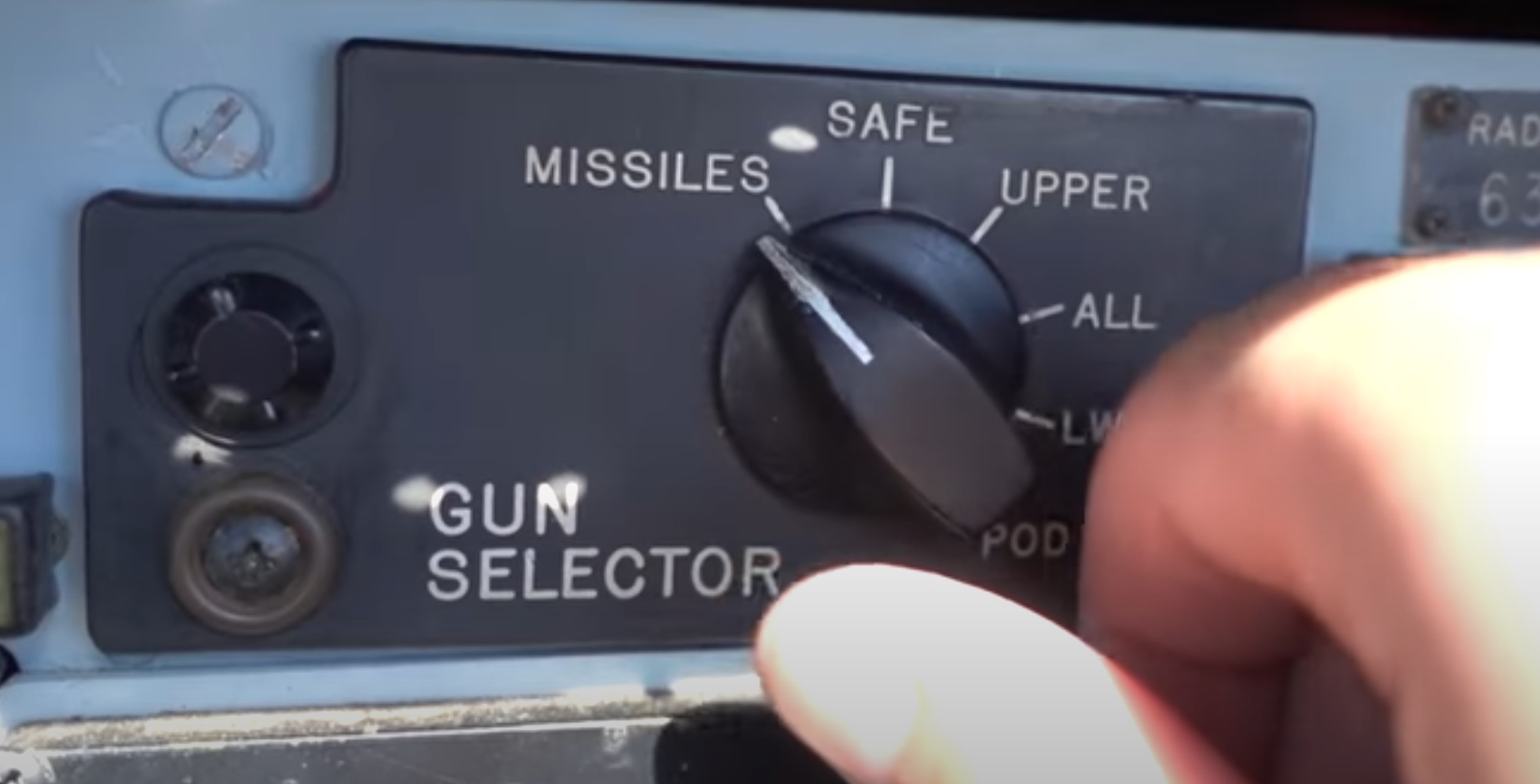 Gun Selector (Easy Home Cockpit Project) by Joker_G | Download free STL ...