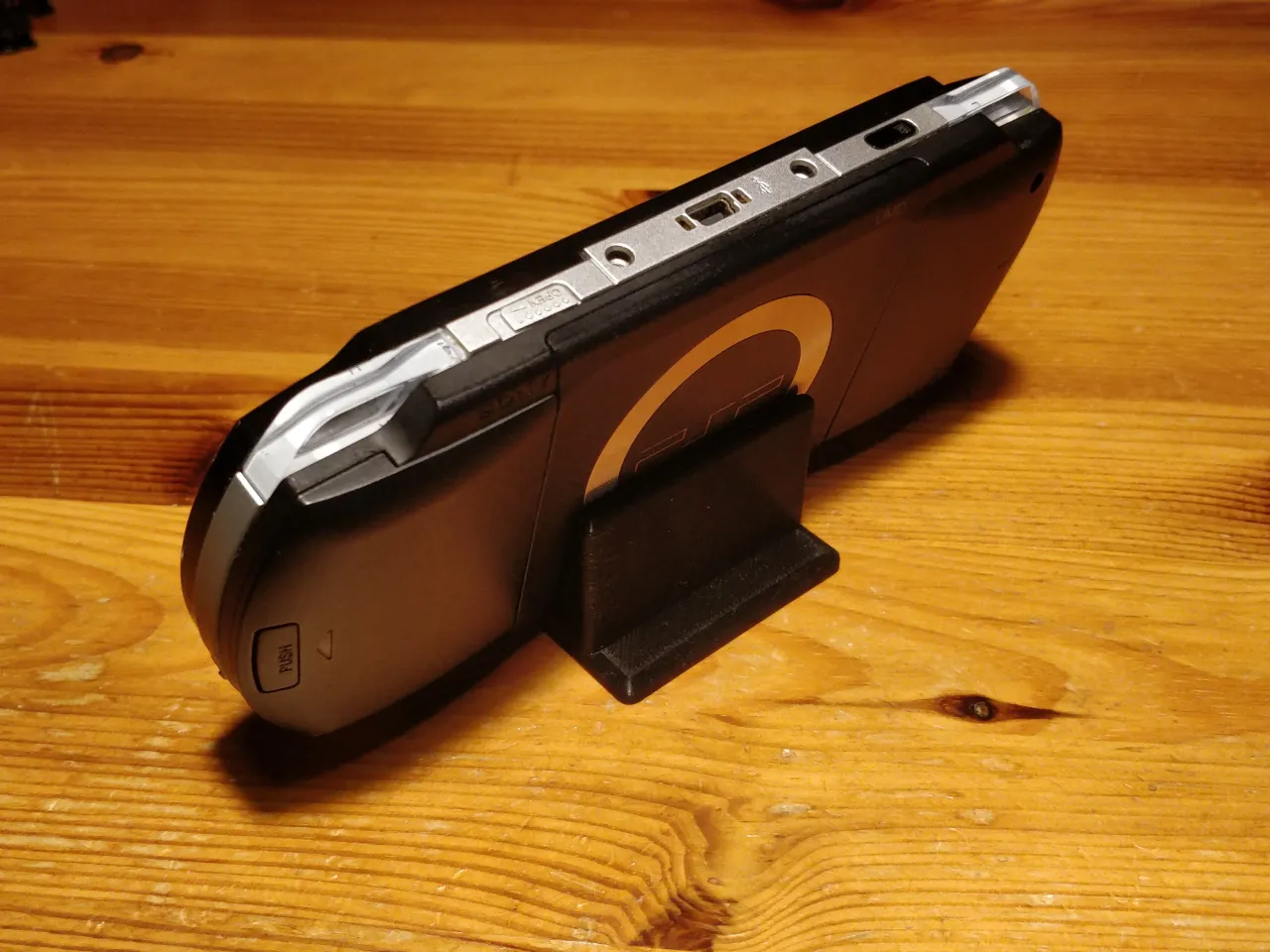 PSP Stand by marian42 | Download free STL model | Printables.com