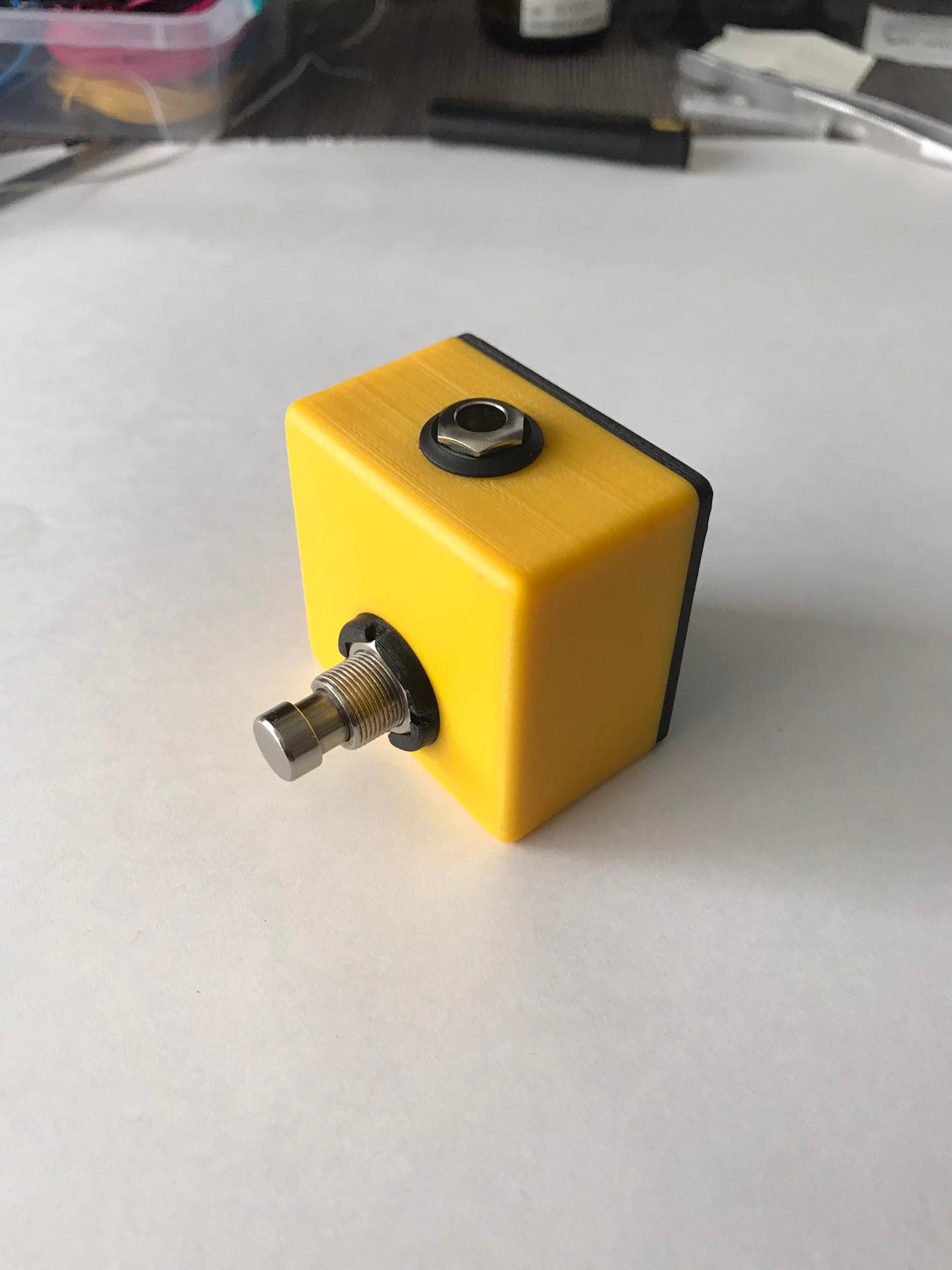 Enclosure for DIY tap tempo / footswitch by D_Y | Download free STL ...