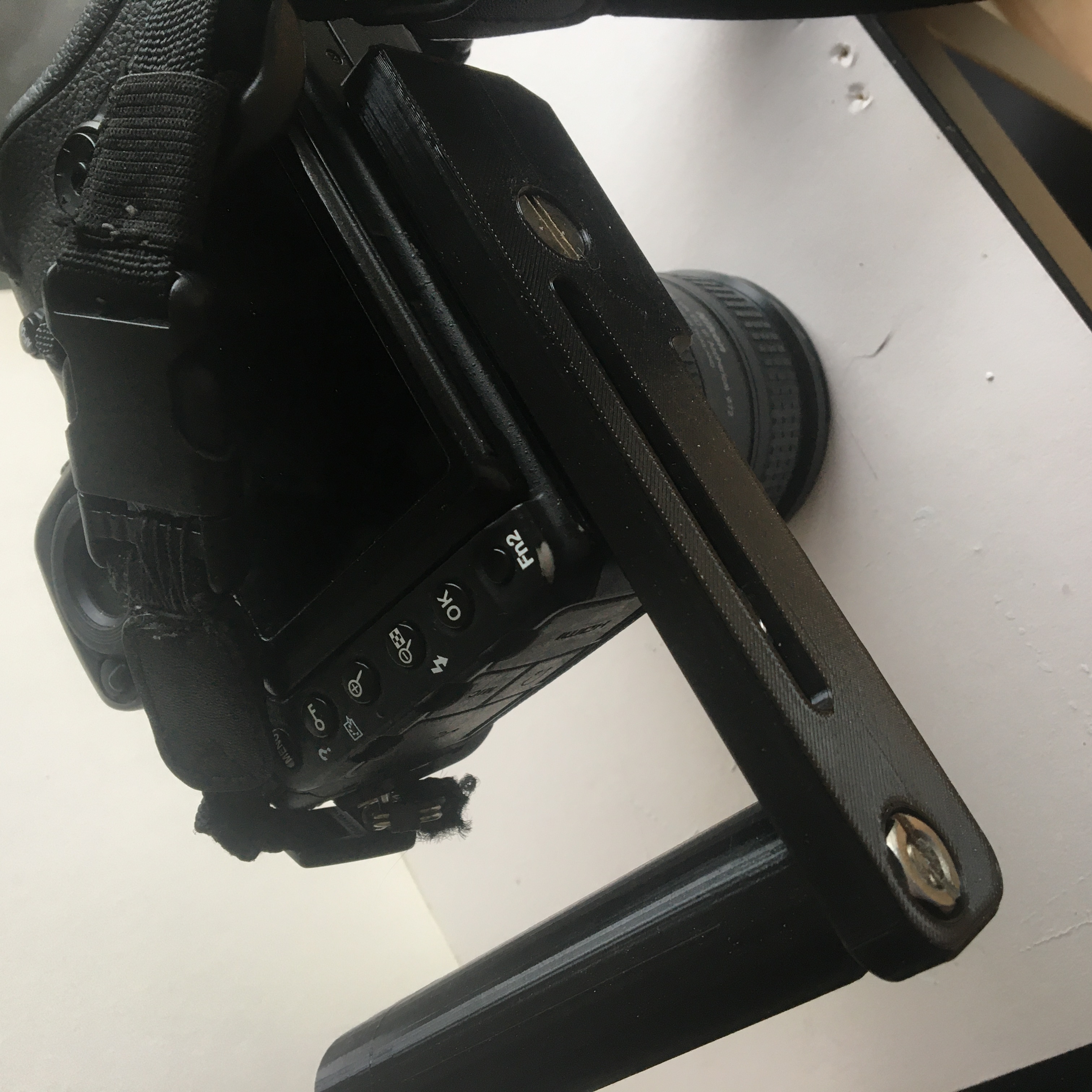 DSLR Baseplate and Grip by paul020559 | Download free STL model ...