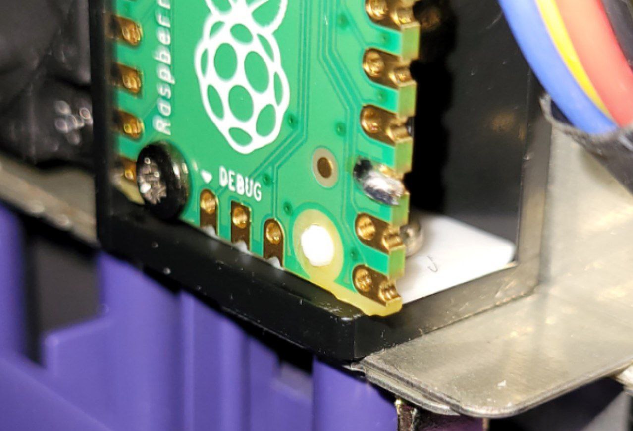 Stand for Picoboot mod with M2 insert (Raspberry Pico on Gamecube) by Elmidea | Download free ...