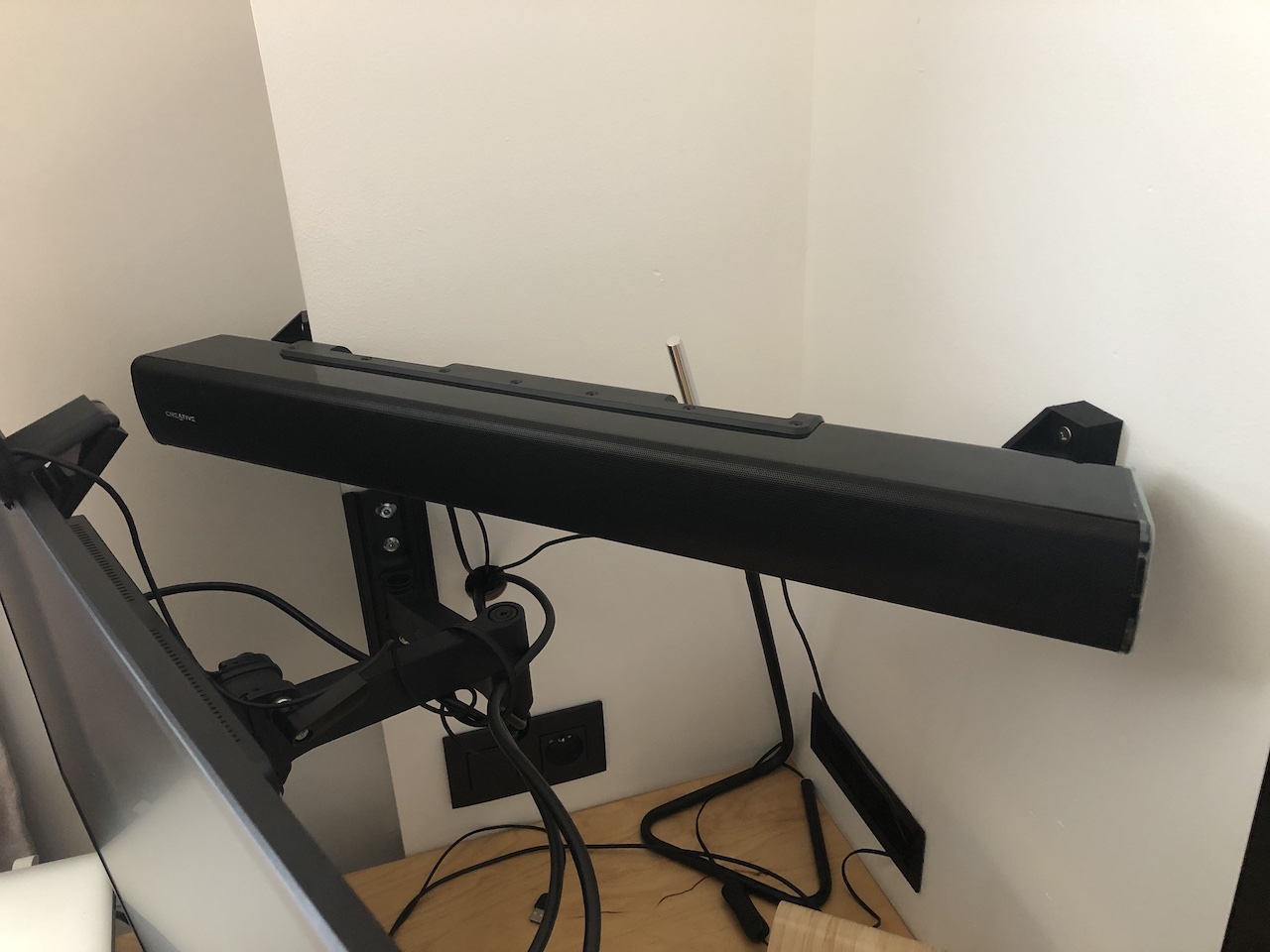Soundbar Wall Mount 45 Degree by akarun | Download free STL model ...
