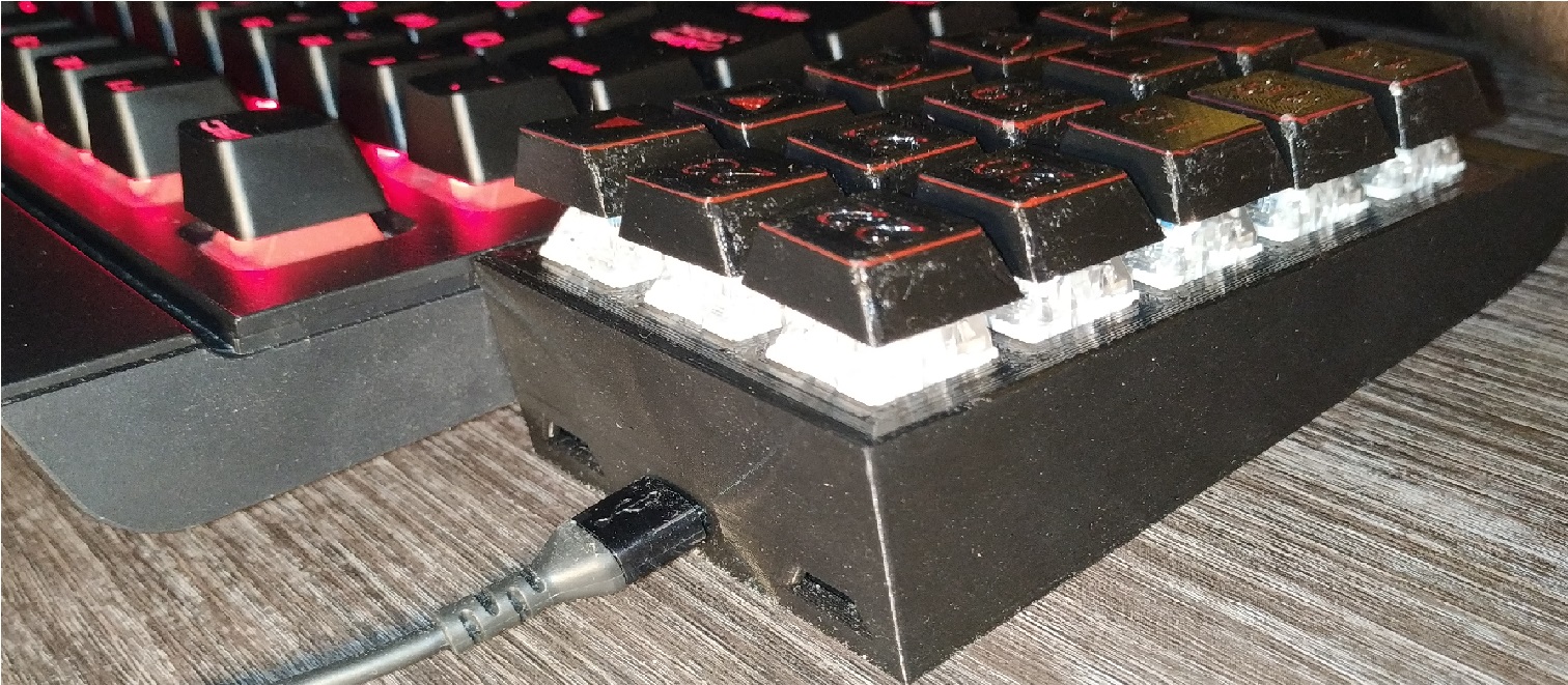 Corsair K68 fitting Macro Pad 15 keys, Arduino by Filip Ryba | Download ...