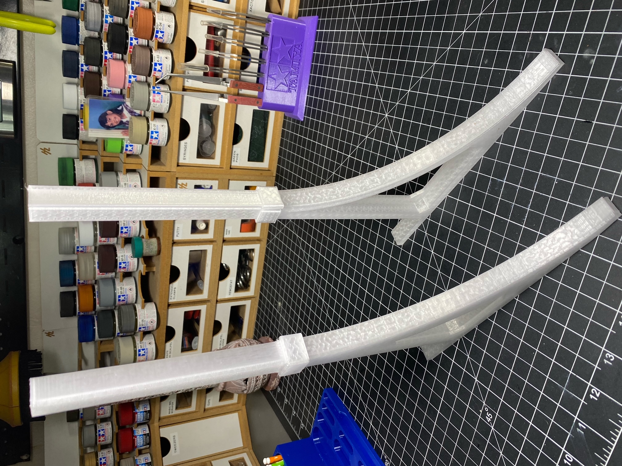 Backdrop Frame Holder by Ricardocab | Download free STL model ...