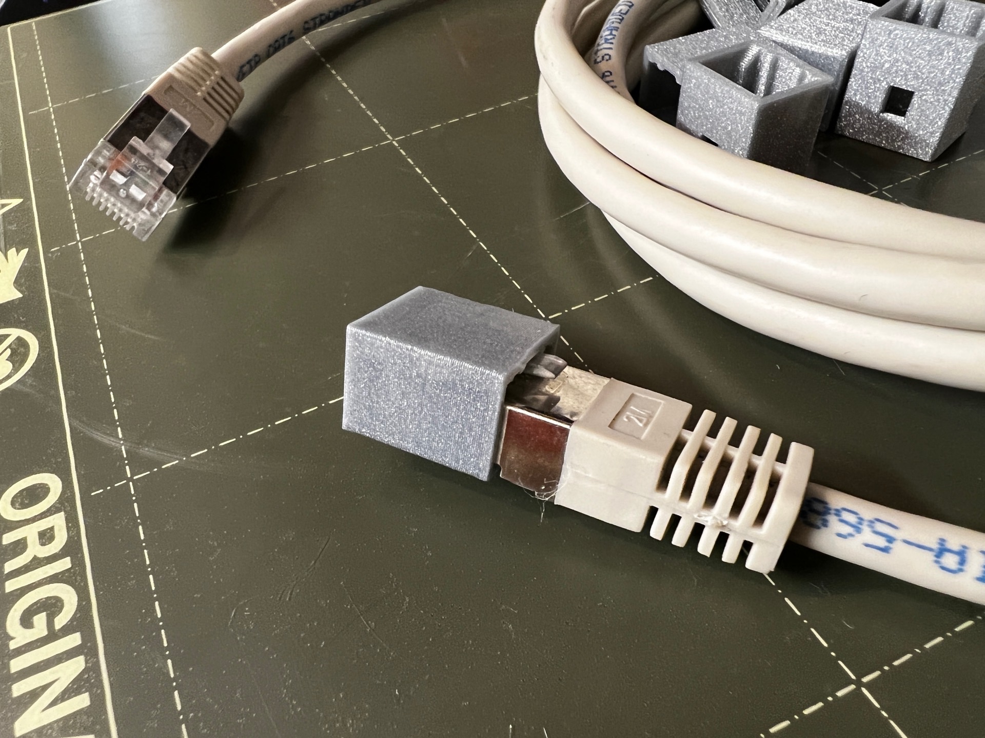 PROTECTION CONNECTEUR RJ45 by Gerald85 | Download free STL model ...