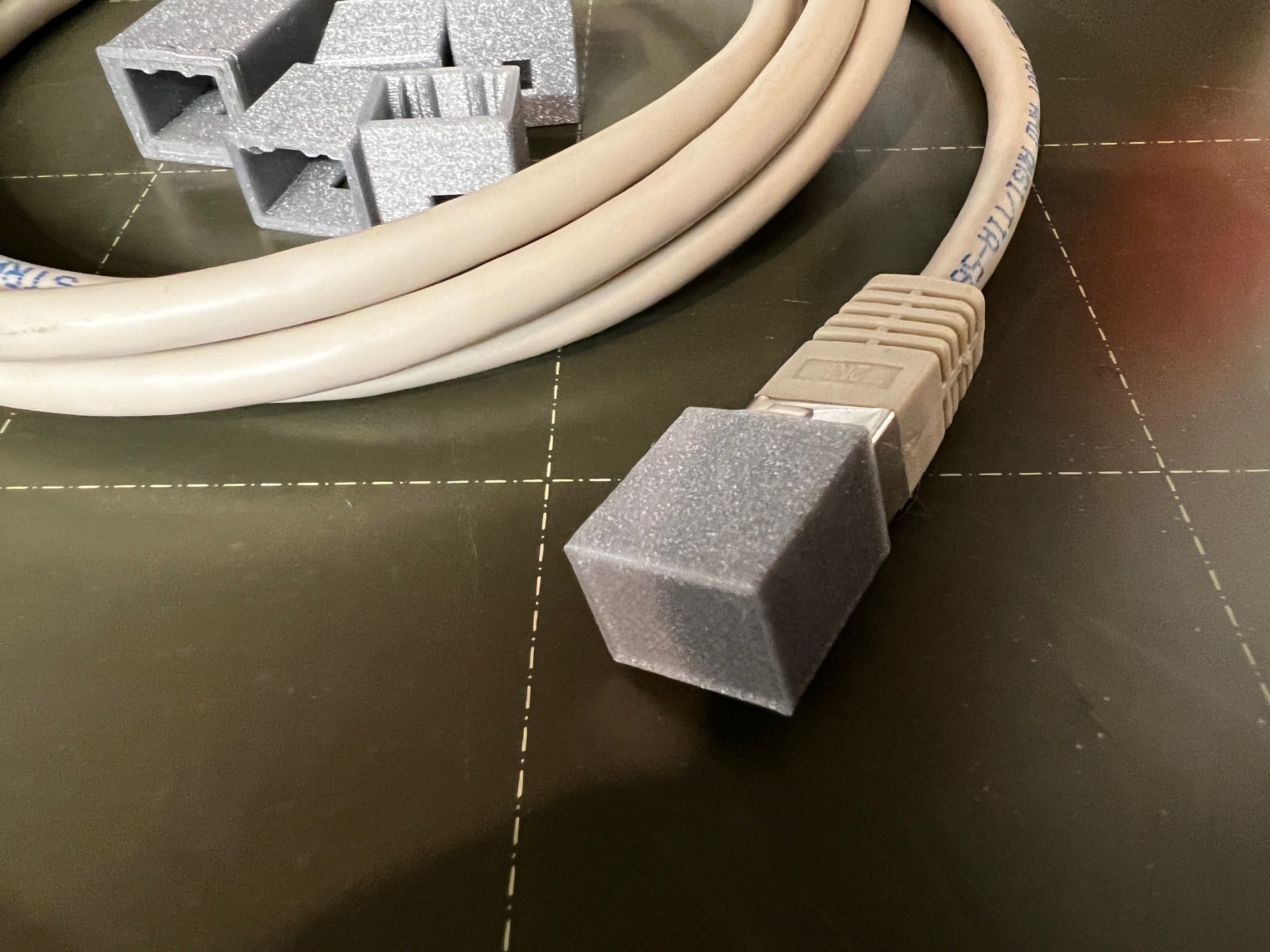 PROTECTION CONNECTEUR RJ45 by Gerald85 | Download free STL model ...