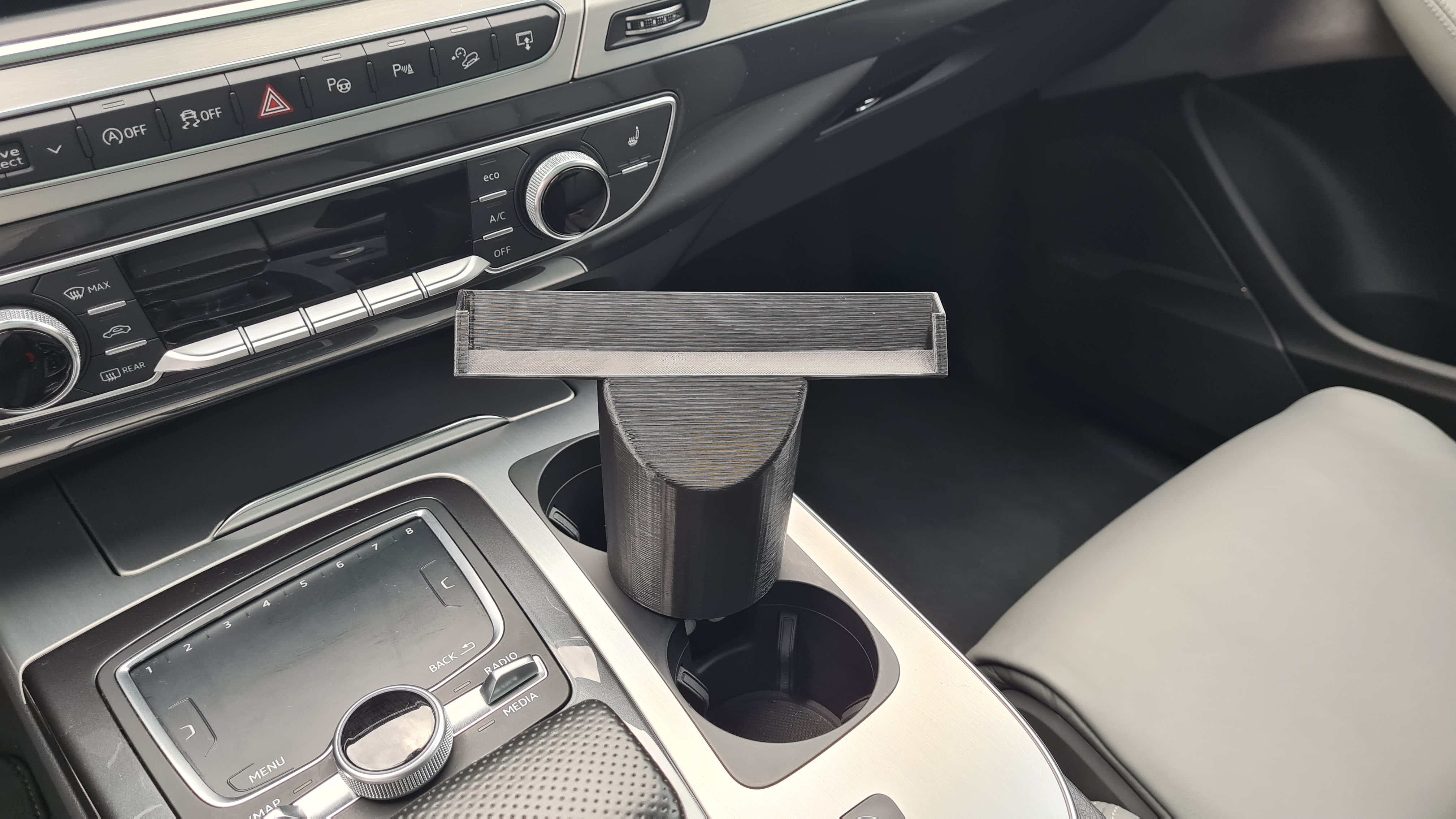 Audi Q7 Phone stand by Jorker | Download free STL model | Printables.com