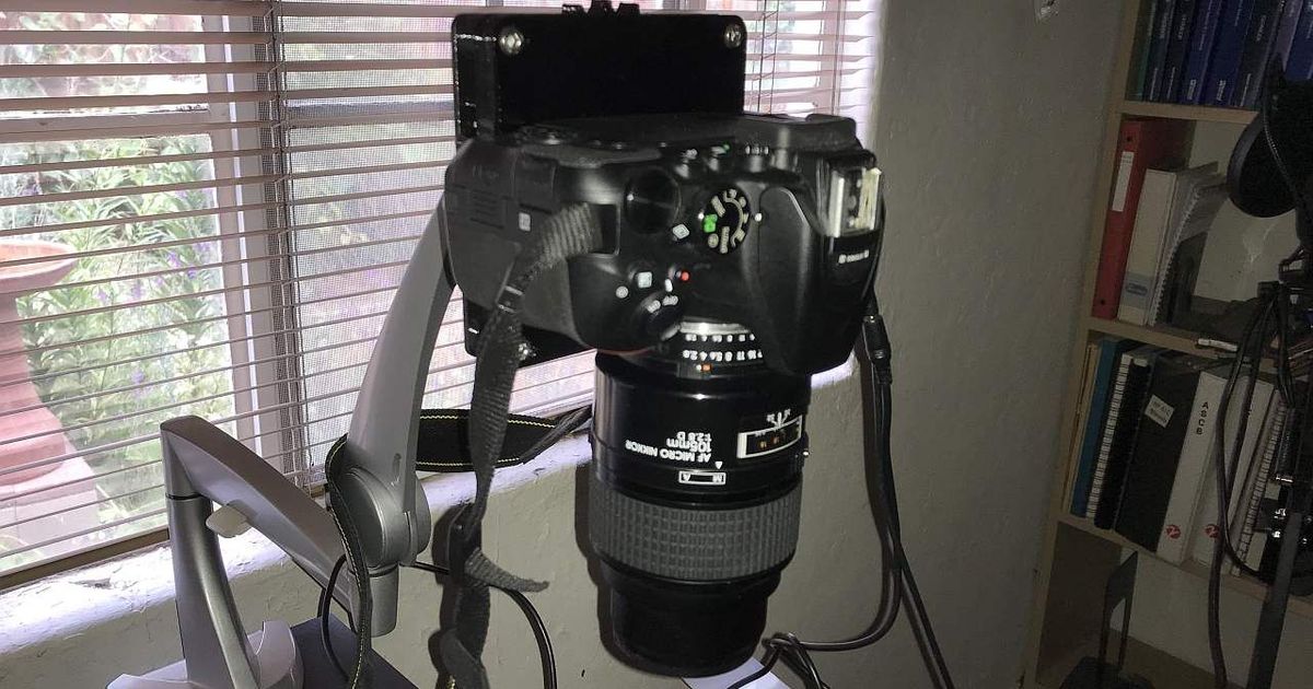 100mm Vesa mount for copy camera by MrPorcine | Download free STL model ...