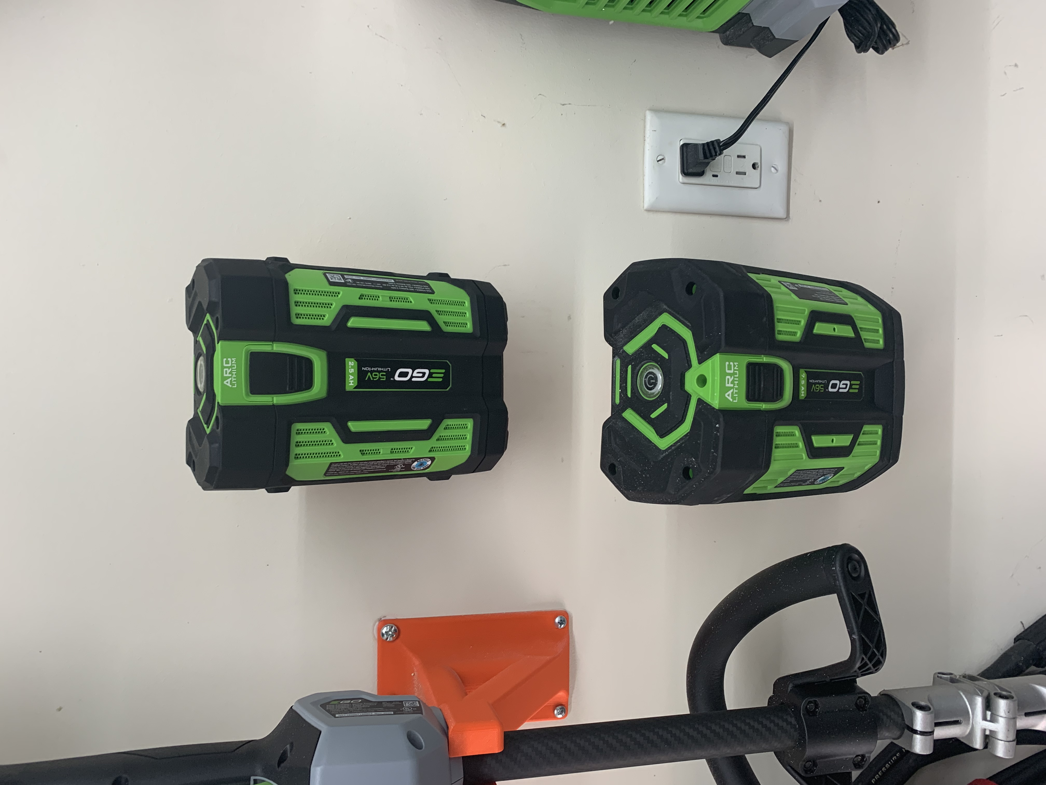 EGO Battery Holder V2 by pltaylor3 | Download free STL model ...