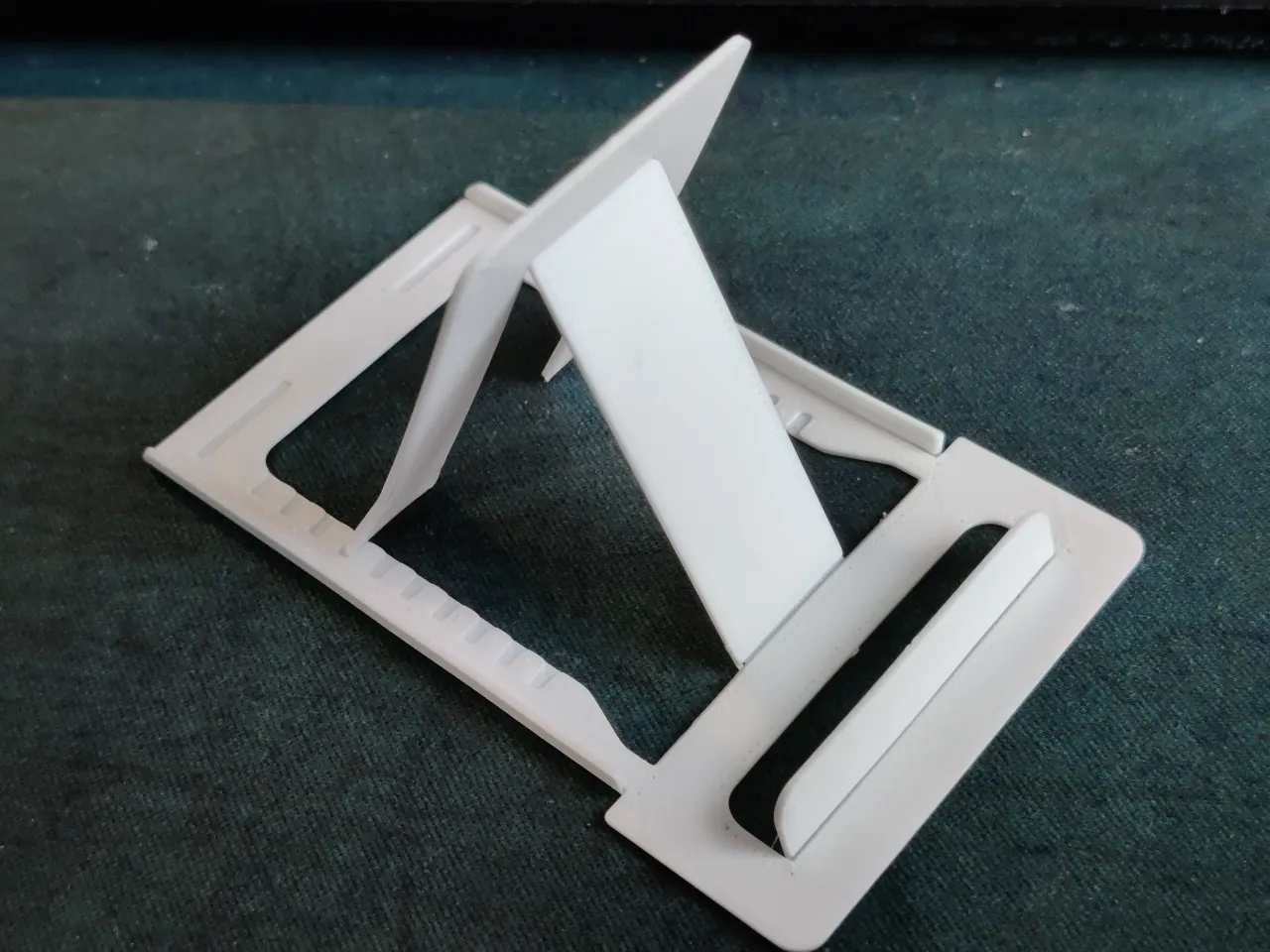 0.8mm thin adjustable credit card phone stand by jq910 | Download free ...