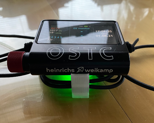 Charging Cradle for the Heinrichs Weikamp OSTC4 Dive Computer by mikeller | Download free STL ...
