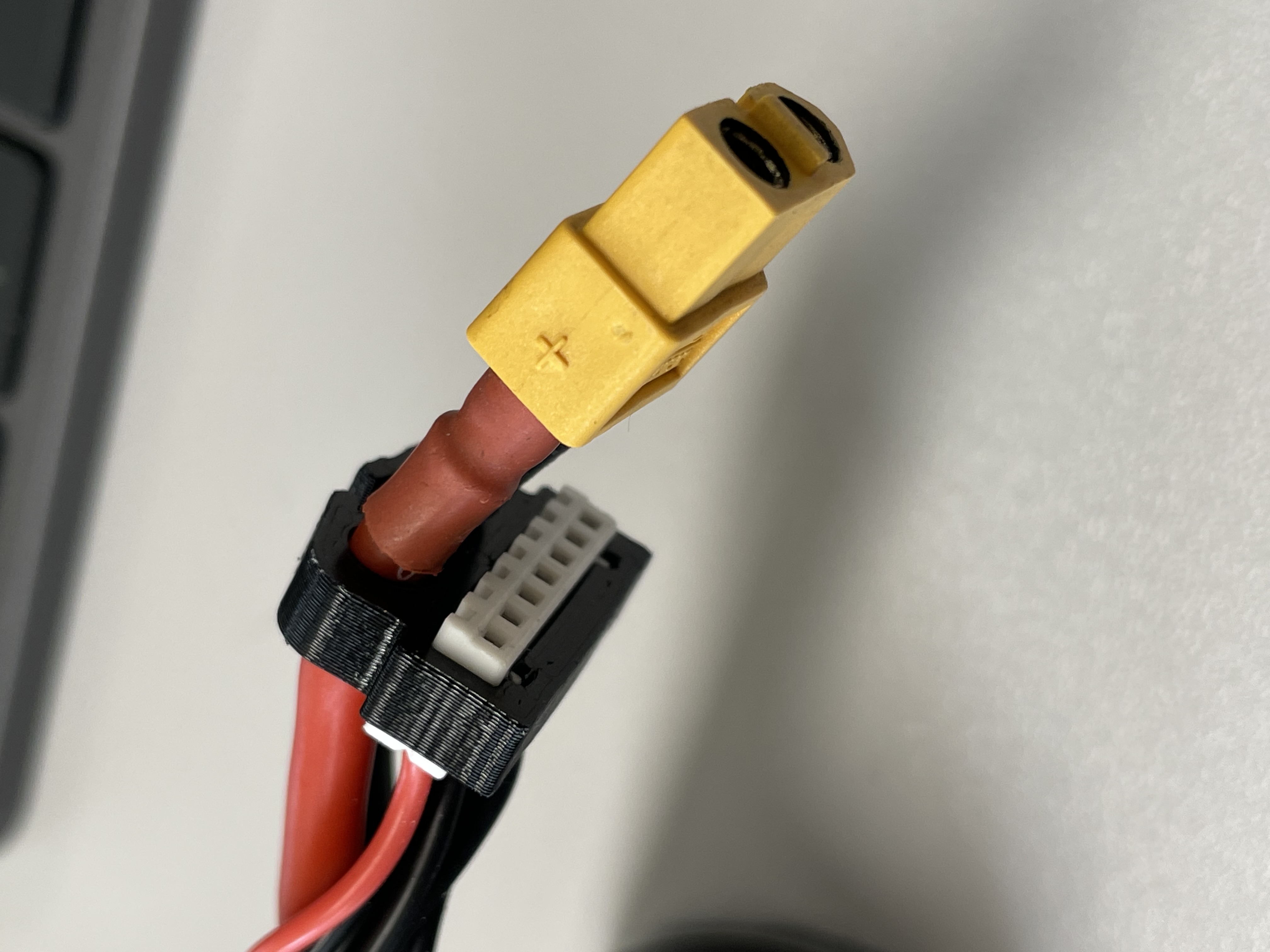 LiPo 12AWG 6S Balance Plug clip by ThibLM | Download free STL model ...