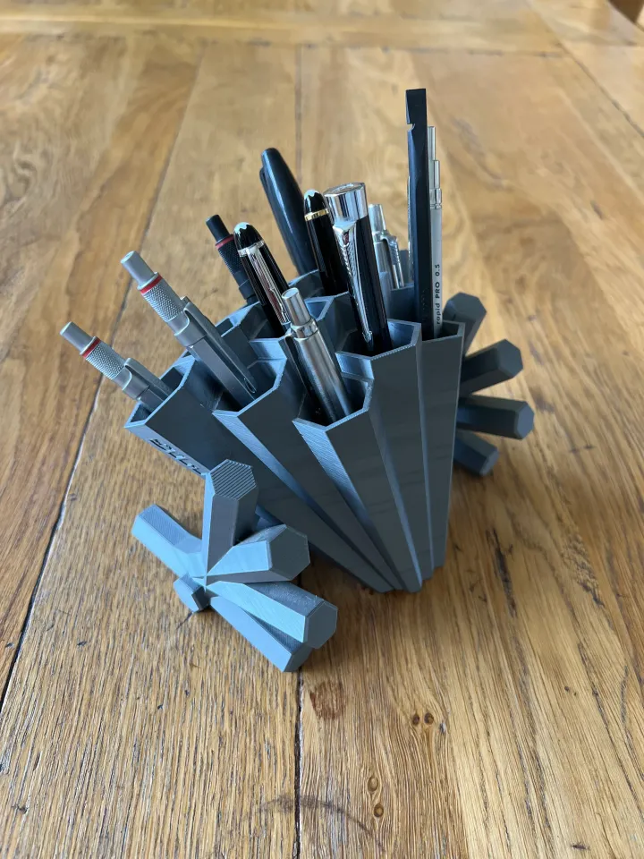 Pen Holder by DragonRR | Download free STL model | Printables.com