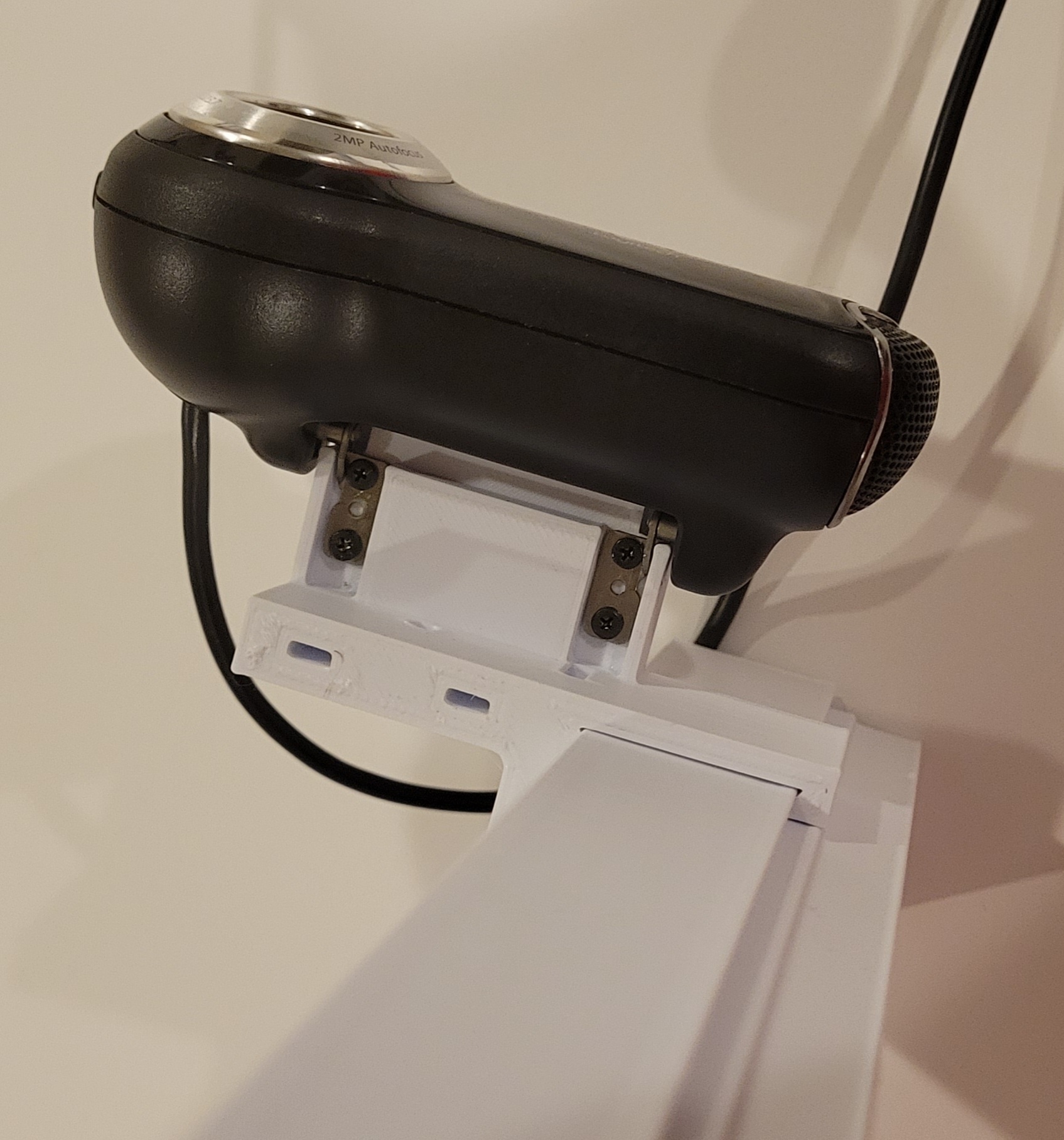 Logitech Pro 9000 Slide Mount by Stacker55 | Download free STL model ...