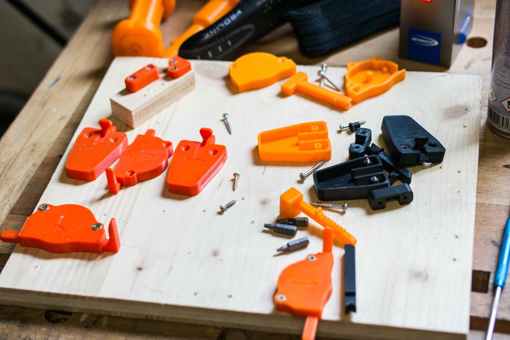 Spring latch sliding door bolt lock: rubber band, metal spring, 3D ...