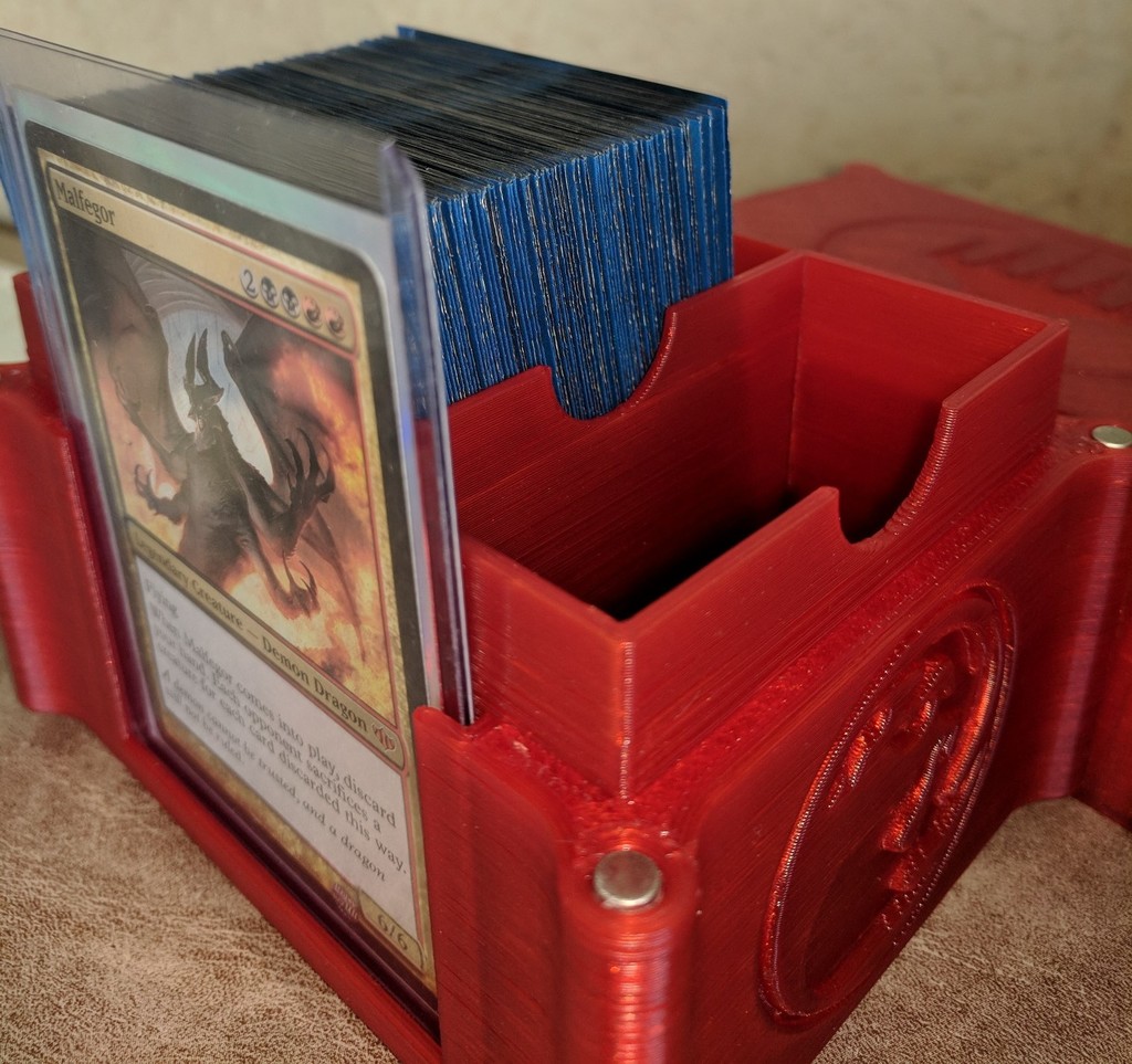 Magic: The Gathering - Commander Deck Box with Mana Symbols by ...