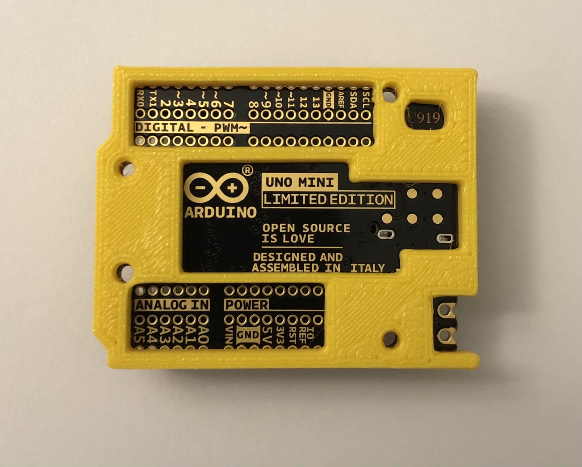 Arduino UNO Mini Limited Edition Holder by phainesthai | Download free ...