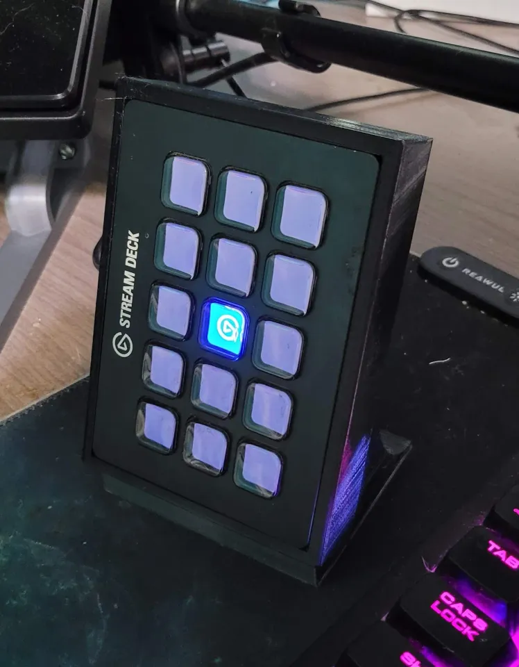 Vertical StreamDeck Mount by psykhosanity | Download free STL model ...