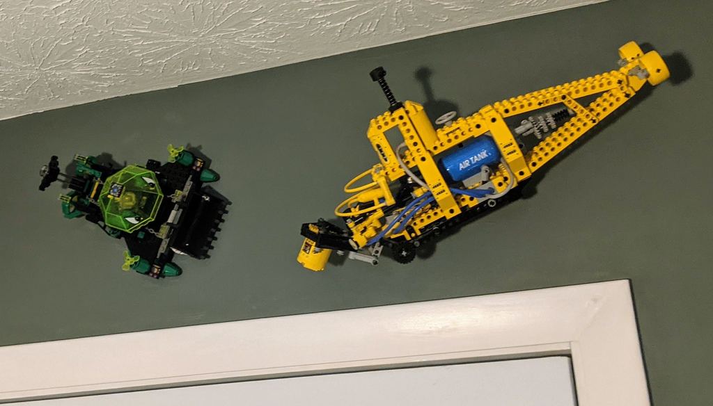 lego wall mount brackets and hooks par jubs | Téléchargez gratuitement ...