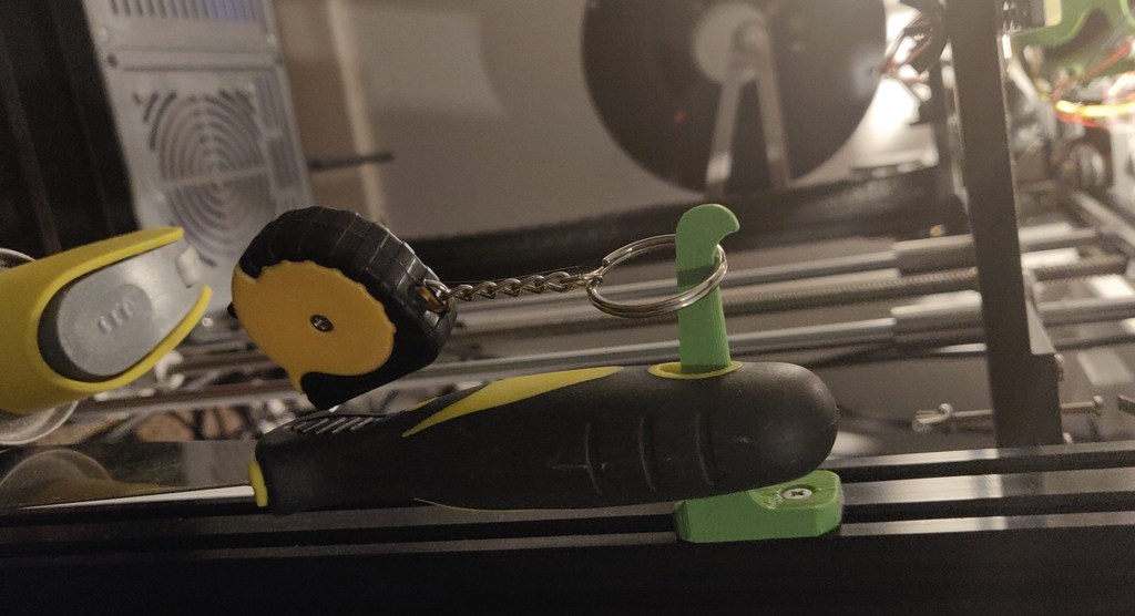 2020 Frame Hook by AFlyingCosmonaut | Download free STL model ...