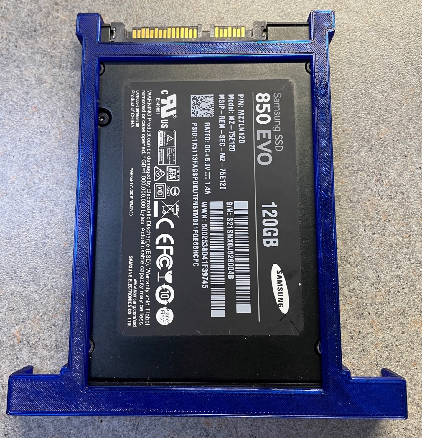 Dell 3.5 to 2.5 SSD Adapter, No screws needed. by JustinIT | Download ...