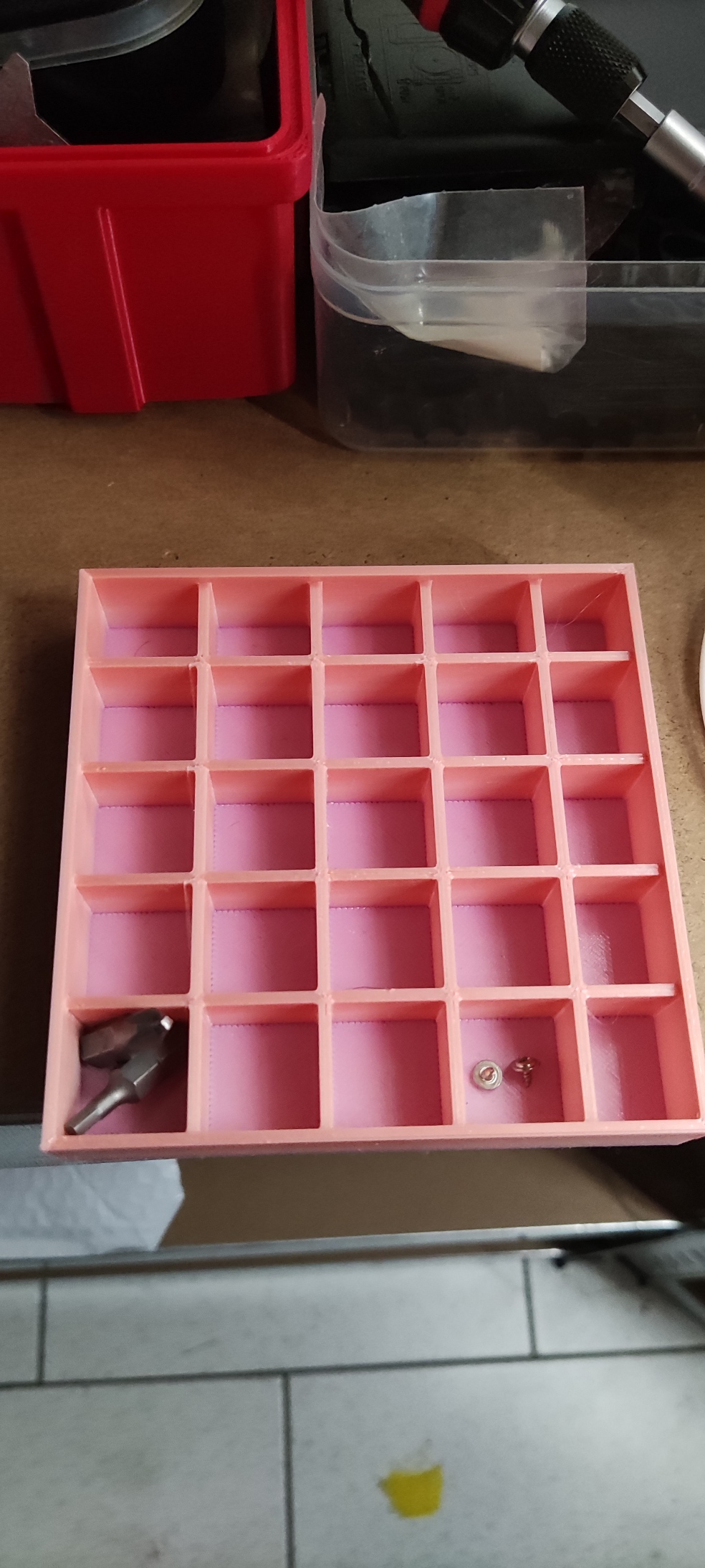 🇬🇧 : Receptacle for storage / 🇫🇷 : Réceptacle de rangement by Arash68 ...