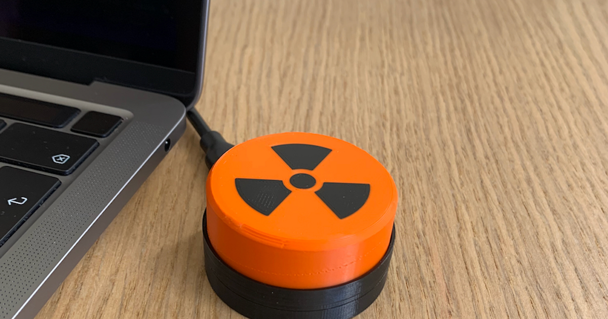 Big Orange Button a.k.a BOB od autora Dmytro Panin | Stáhněte si zdarma STL model | Printables.com