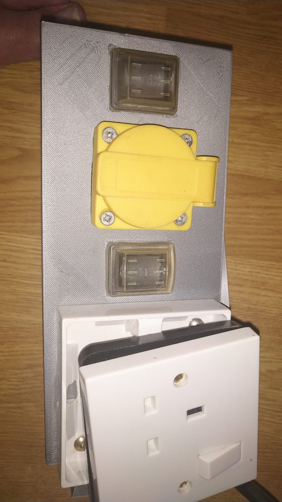 Power take off socket panel by V8rick | Download free STL model ...