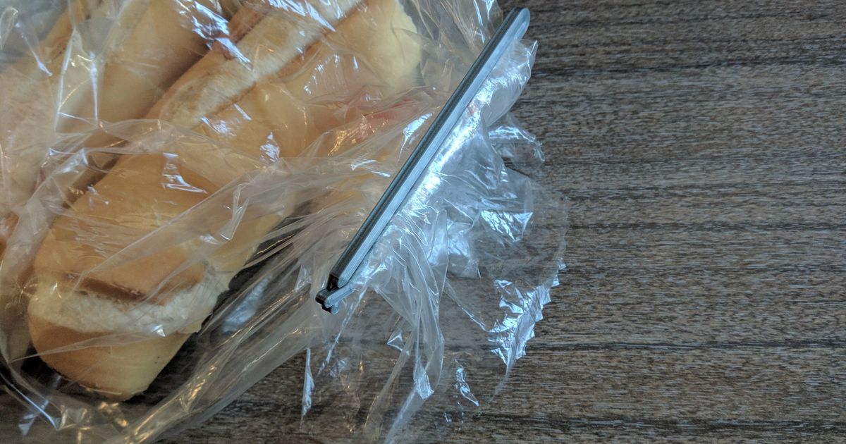 Simple Clip by Swichtden | Download free STL model | Printables.com