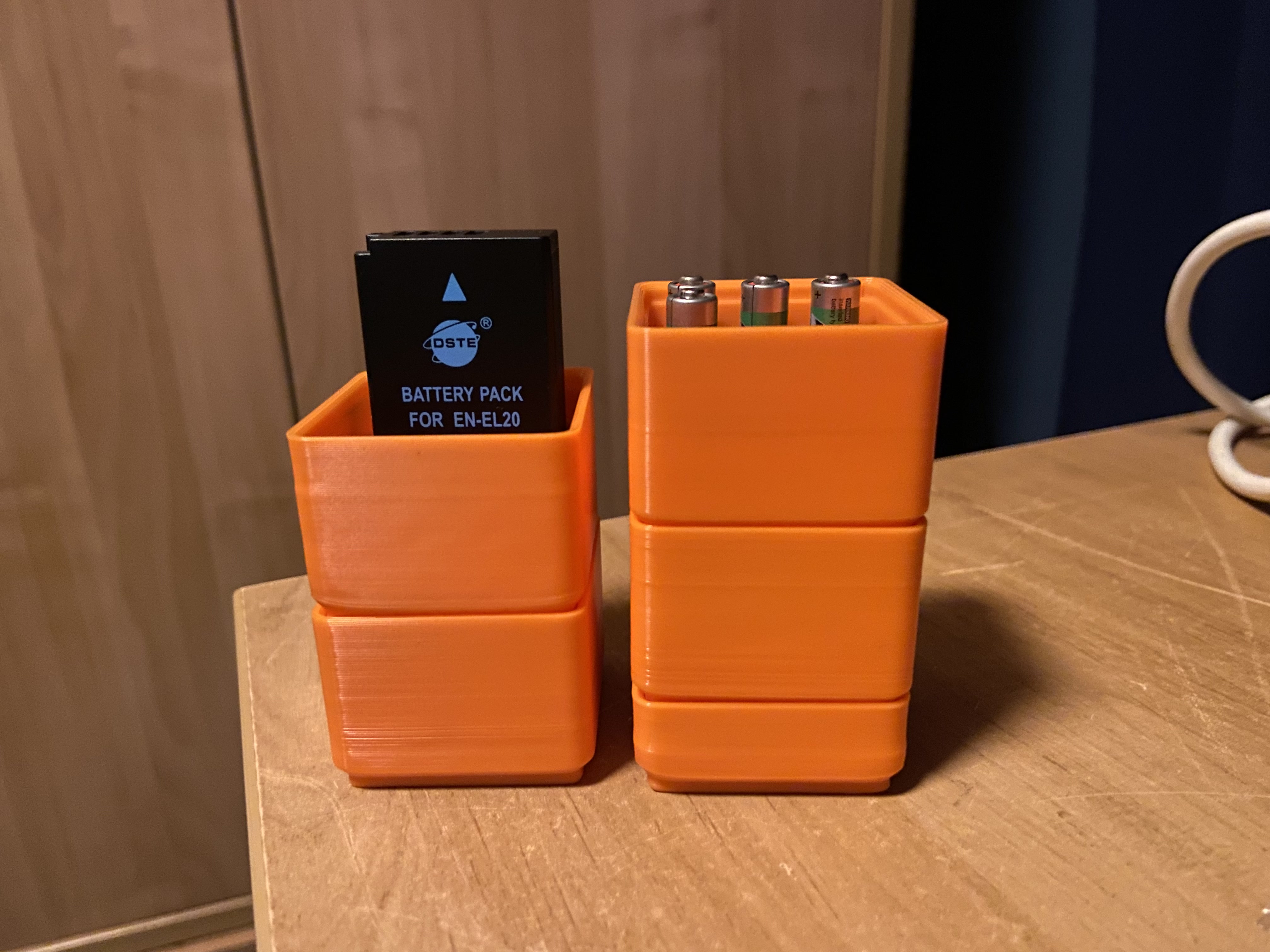 CR1616 Coin cell Battery #Gridfinity organizer by Bram | Download free ...