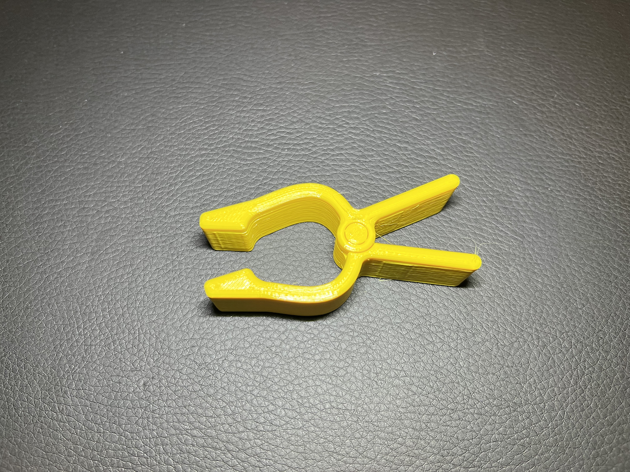 Magnespring Bag Clip by kennyd1gital | Download free STL model ...