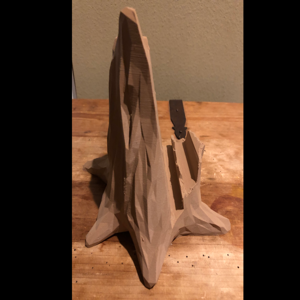 Low poly tree stump tablet stand by nerd_merdules | Download free STL ...