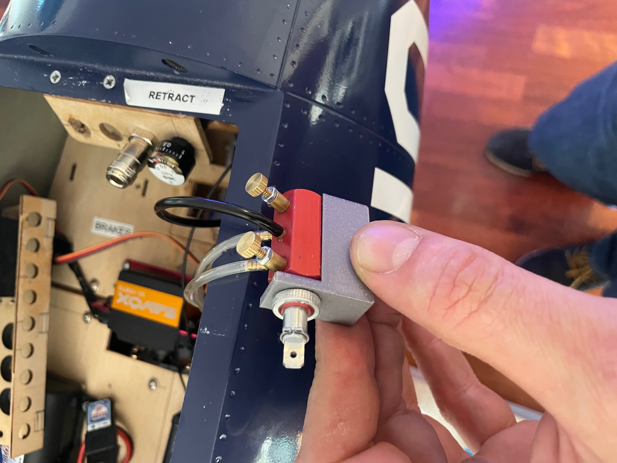 Mount for Robart Retract valve by Leif | Download free STL model ...