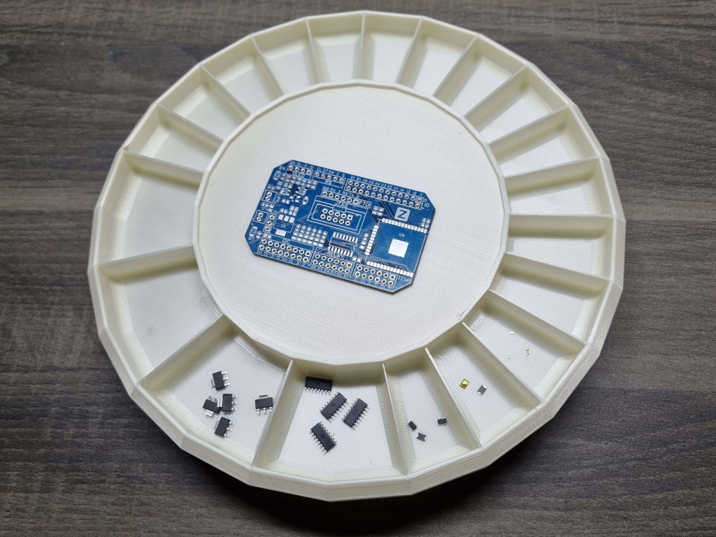 Zee SMD Component Holder by Cactix | Download free STL model ...