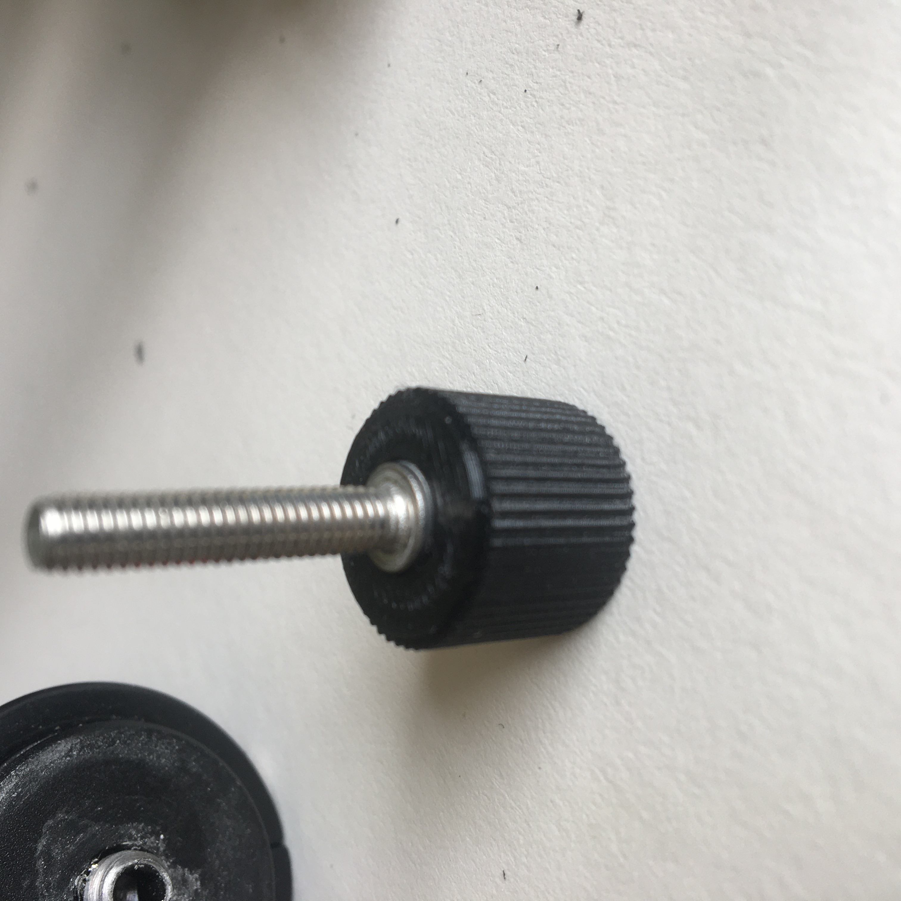 M4 Knob for Cap Head Screws by paul020559 | Download free STL model ...