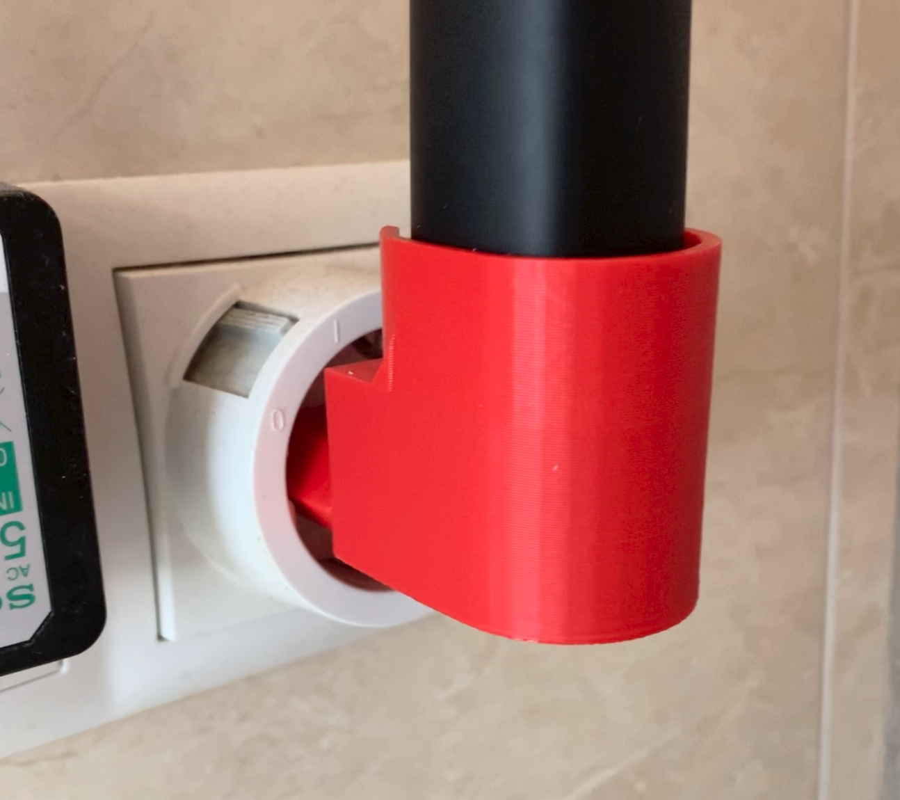 Socket Holder for Sonicare Toothbrush (European Socket) by Manfredo52 ...