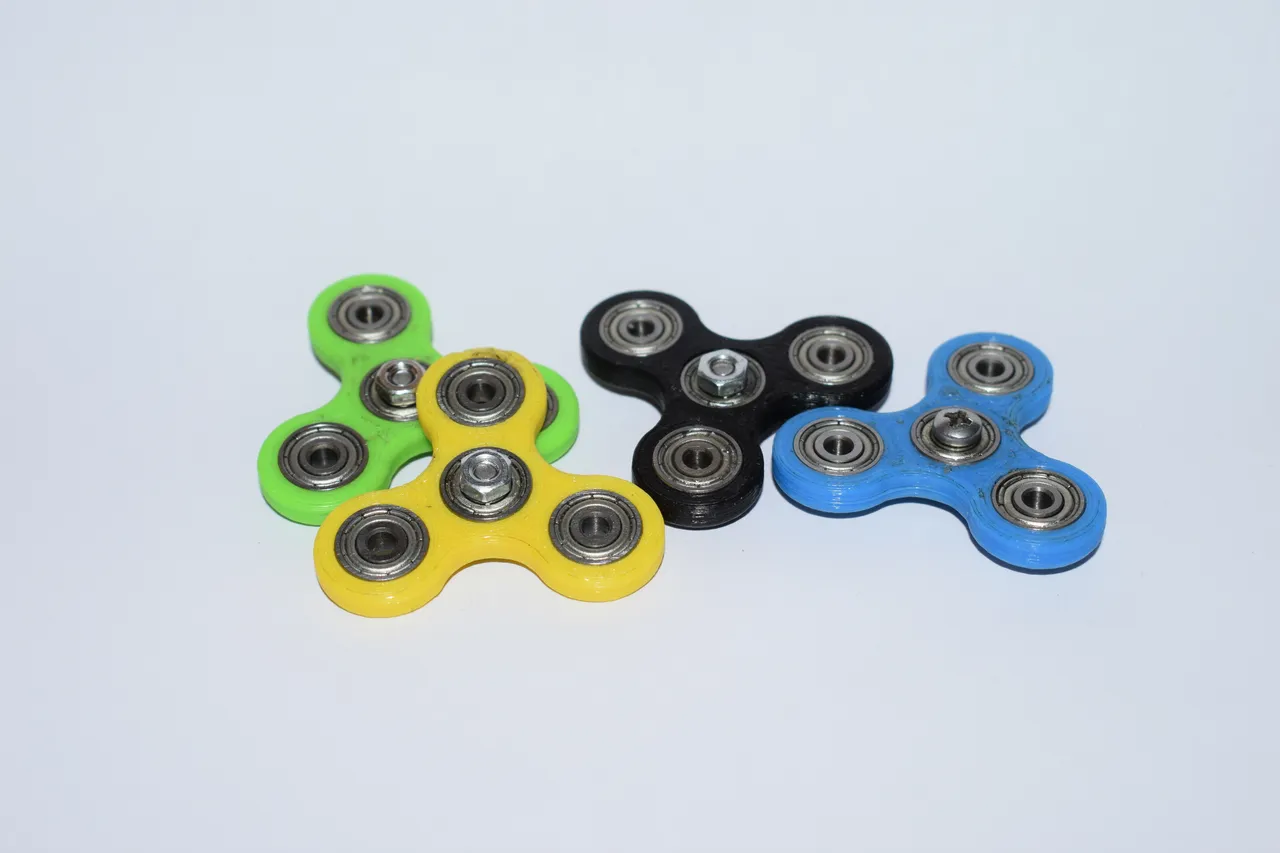 Mini Fidget Spinner by Random Chicken | Download free STL model ...