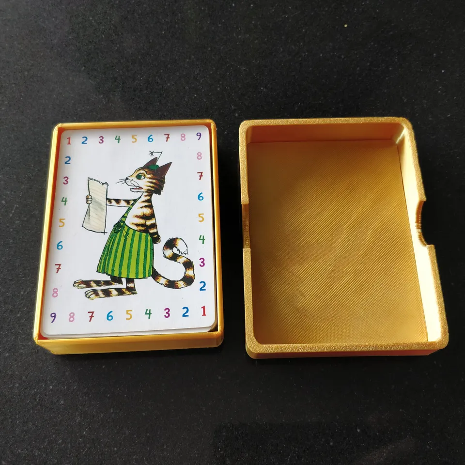 Simple Playing Cards Box by TheCraftyMaker | Download free STL model ...